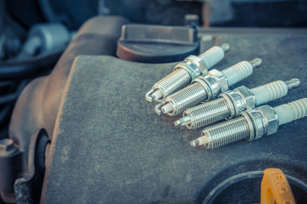 Spark Plug Kereta: Tanda-tanda Kena Ganti - Pesan by Qoala